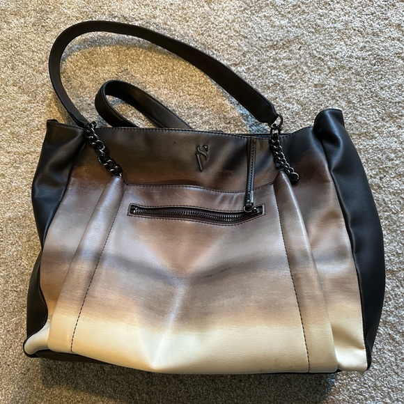 Simply Vera Vera Wang | Bags | Simply Vera Wang Leather Purse | Poshmark
